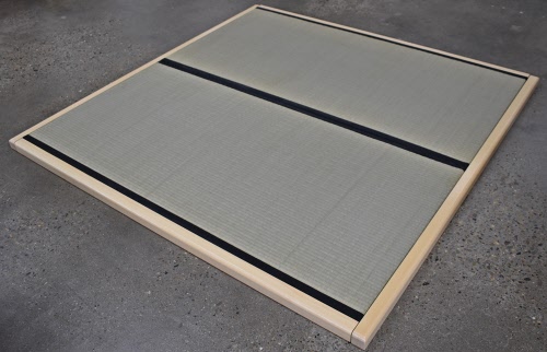 Plain Black Trimmed Tatami Mat - Full & Half Sizes